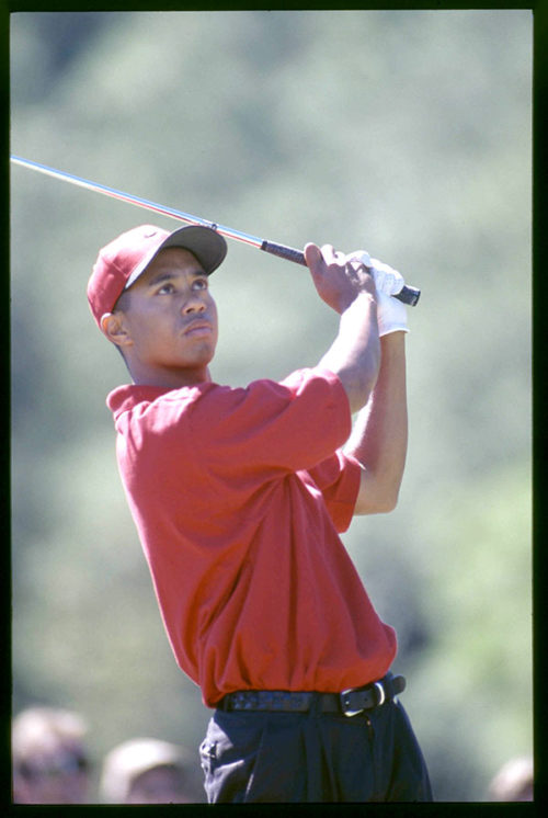 REMEMBERING TIGER WOODS’ FIRST PGA TOUR WIN, 25 YEARS LATER – African ...